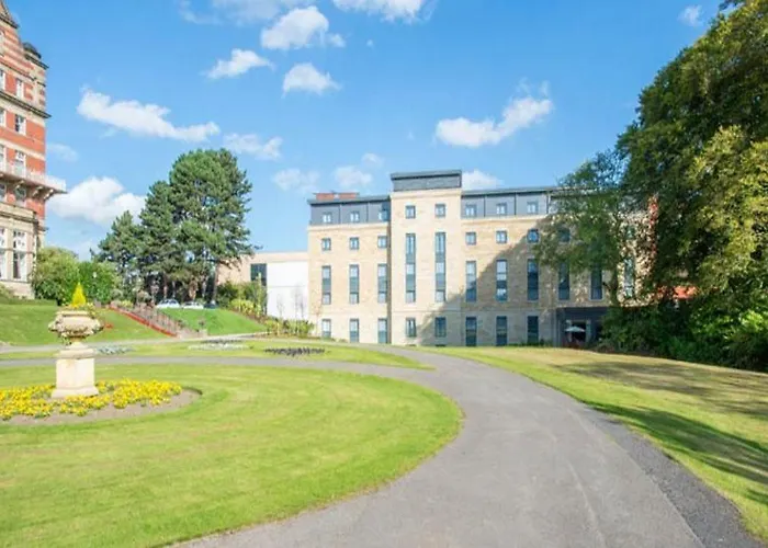 PREMIER INN HARROGATE TOWN CENTRE, HARROGATE
